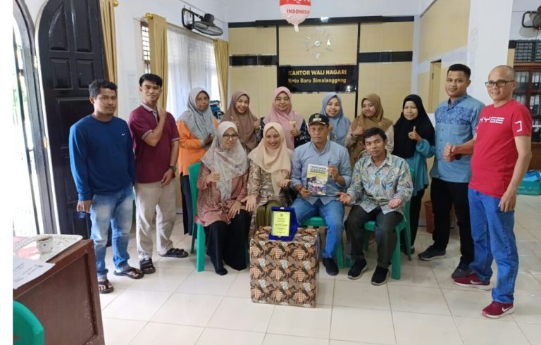 PKM FE UNP di Simalanggang, Pelatihan Laporan Keuangan Berbasis Digital ...