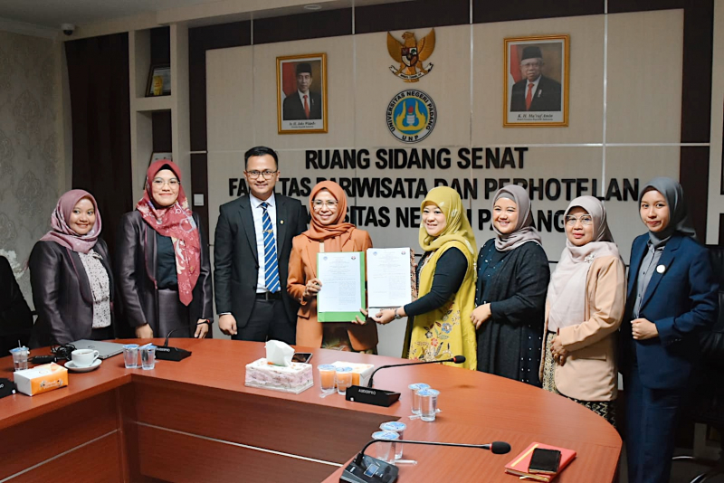 Penandatanganan Perjanjian Kerja Sama antara Fakultas Pariwisata dan ...