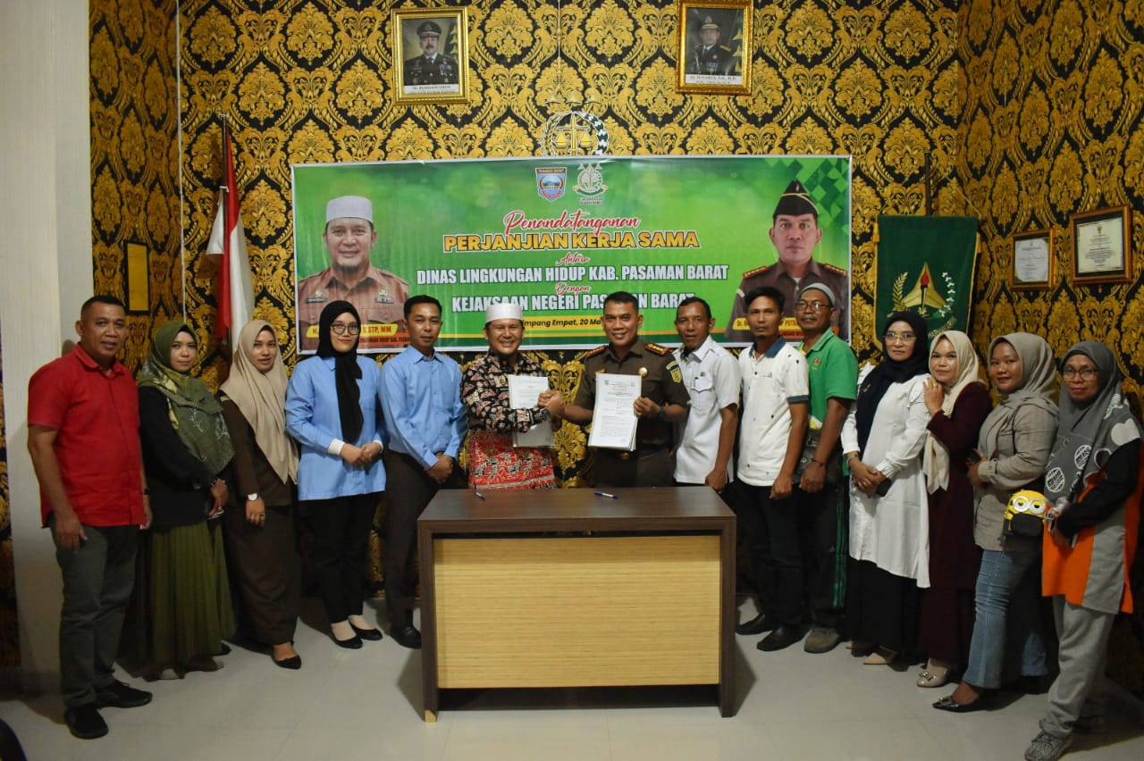 Kajari Pasbar dan dinas Arsip Tekan PKS - Tribun Sumbar