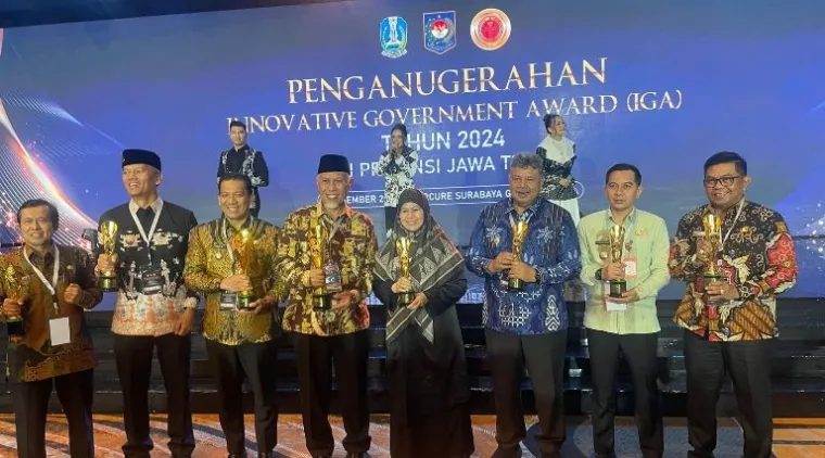 Pemko Padang Cetak Sejarah Baru, Raih Predikat Sangat Inovatif pada ...